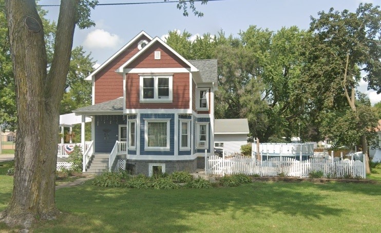 202 Pine St, Lyle, MN